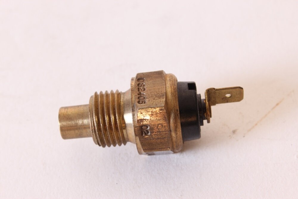 Coolant temperature sensor 105 / 115 / 116 / 75