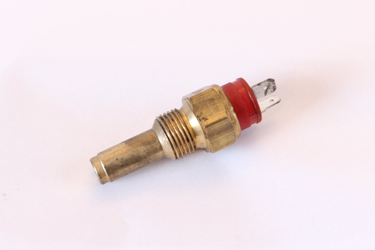 Coolant temperature sensor Alfa 6+155+164+75+RZ/SZ+Spider 916) NEW