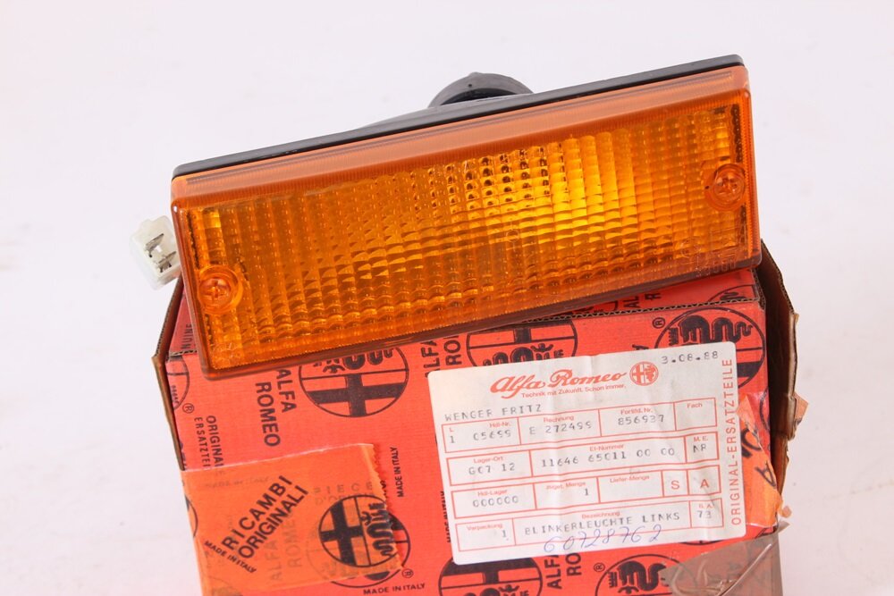 Front left orange turn signal light NEW for Alfetta GTV 2.0 + GTV6