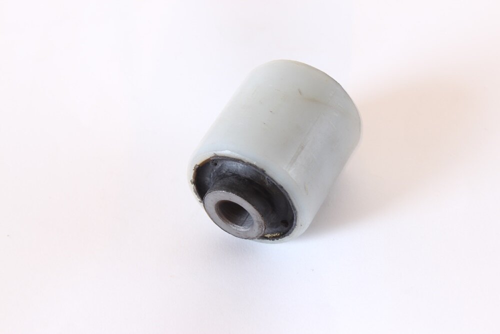 Front suspension arm bushing Alfetta/GT/V 116)+Giulietta+75 NOS