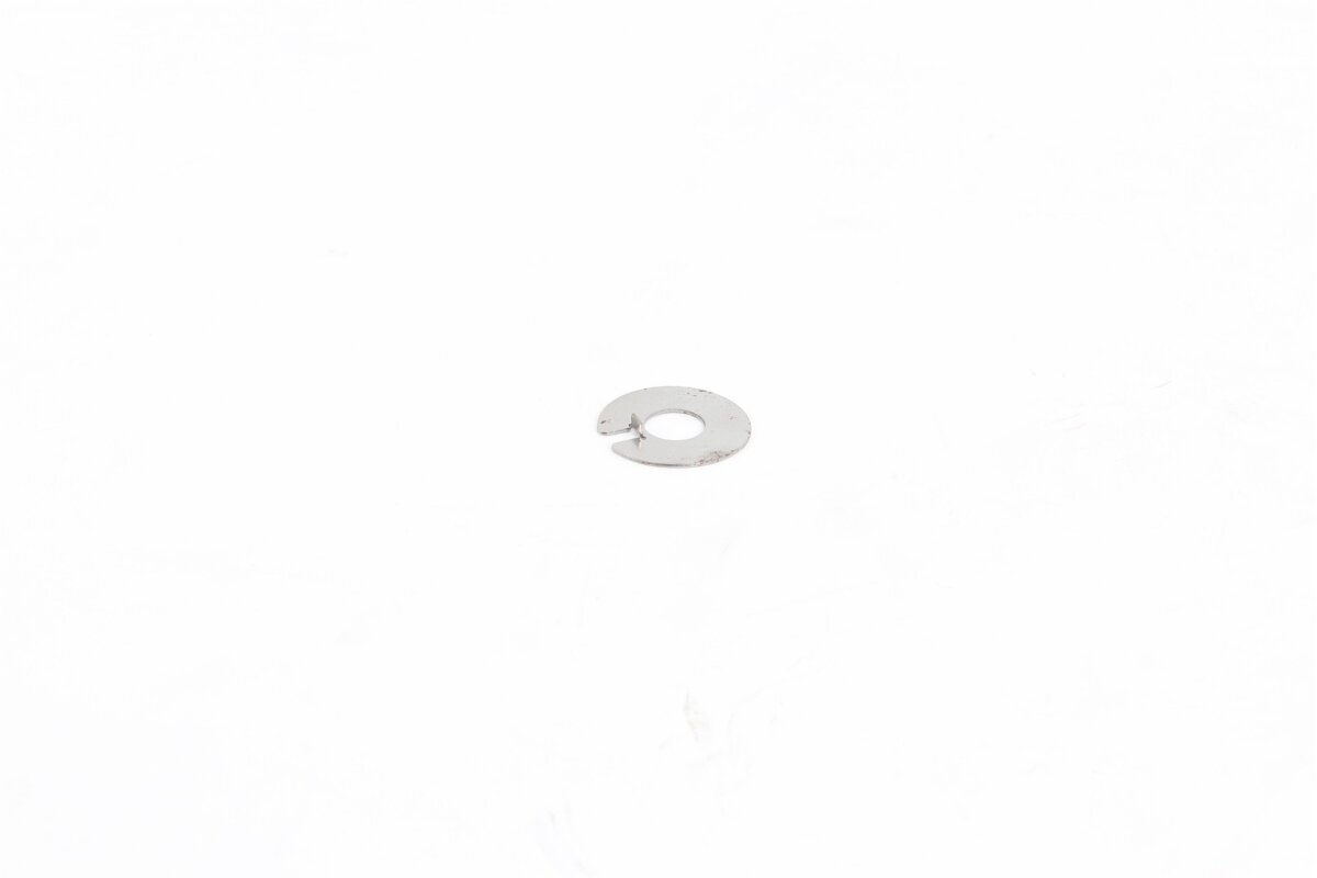 Retaining plate 116 types Rear axle