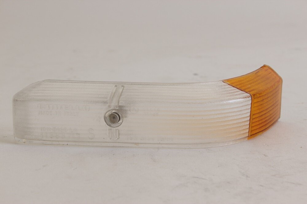 Front left orange turn signal lens Alfa Berlina + Bertone 1750 1st se