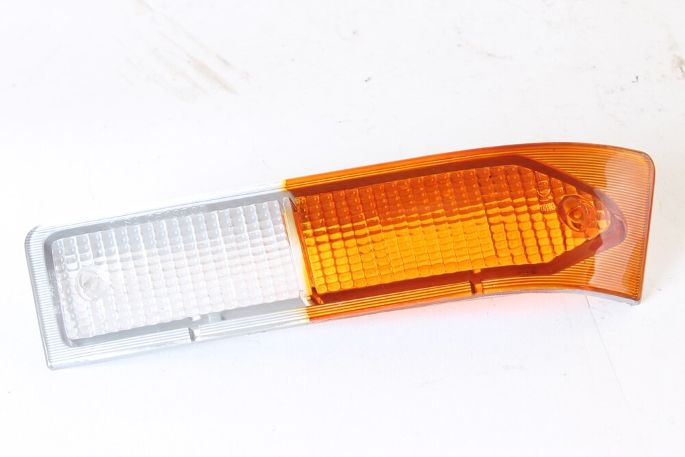 Front left turn signal lens orange NOS original OLSA, Alfetta GT 1st